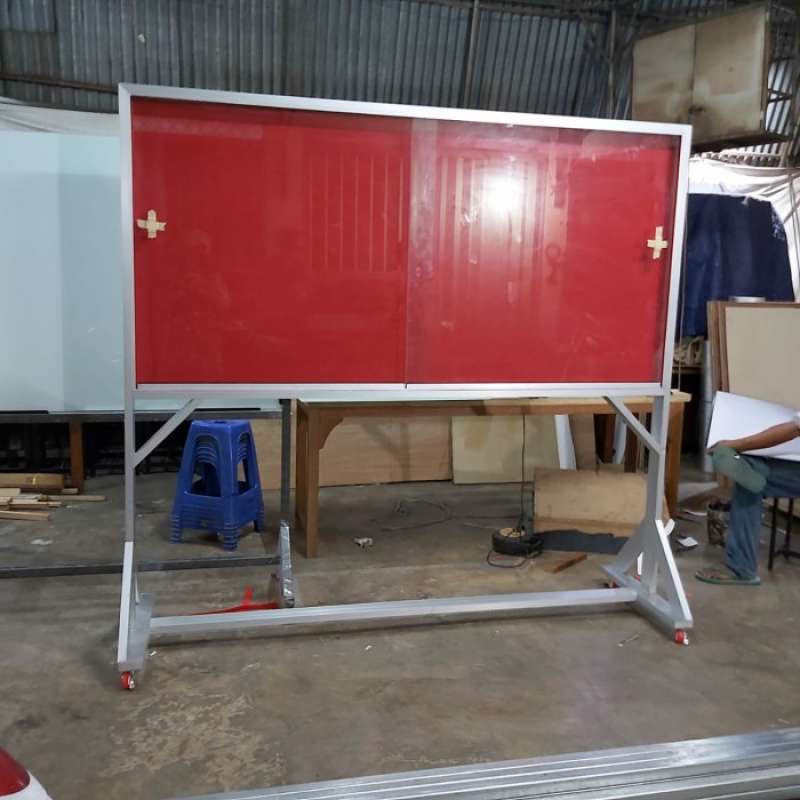 Jual Papan Mading Dengan Kaki 90 X 120 Di Seller Minao Store - Kalibata ...