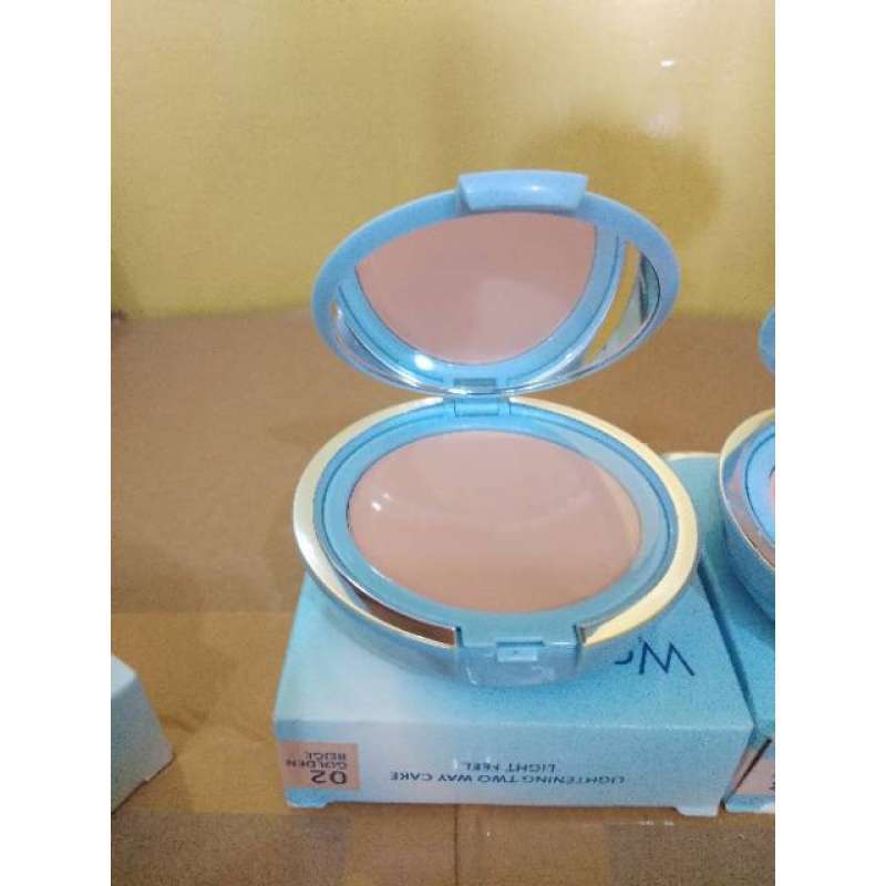 Jual Wardah bedak wajah compact lightening two way cake di Seller ...