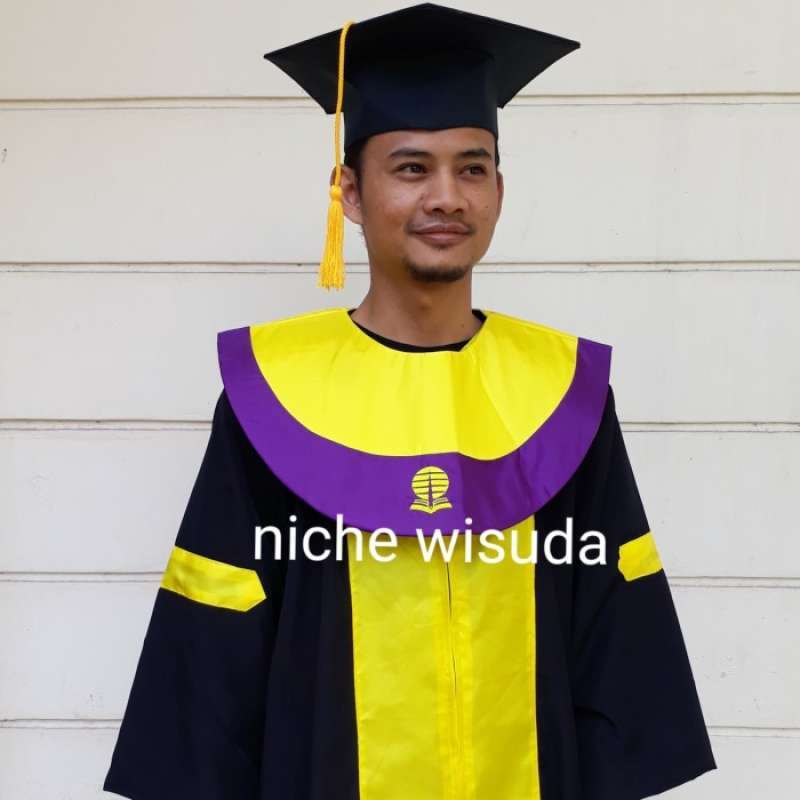 Jual Toga Wisuda UT Warna Ungu di Seller Plaza Ambarukmo - Cengkareng ...