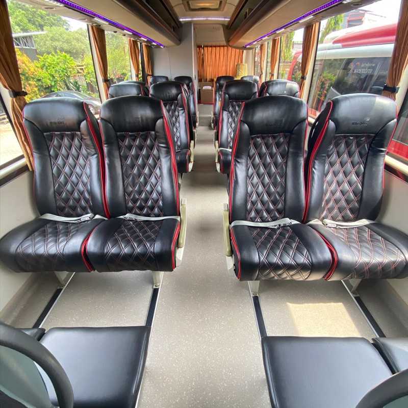 Jual [8D7N Padang] White Horse Deluxe Coach Weha Business Rental Bus ...