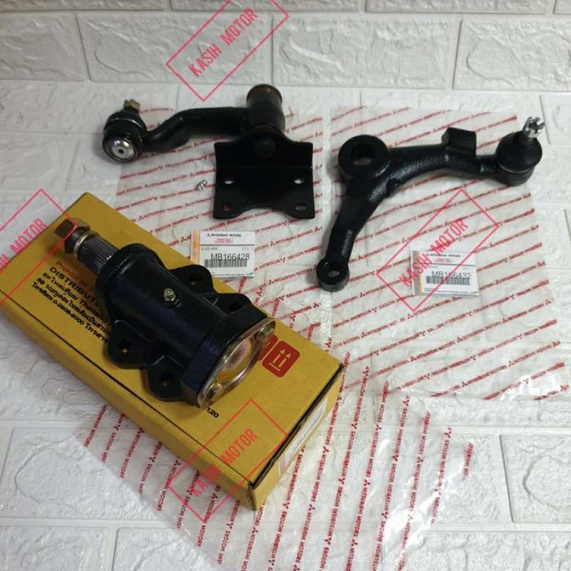 Promo CENTER ARM IDLER ARM BELL CRANK SET L300 BENSIN L300 DIESEL 3PC ...