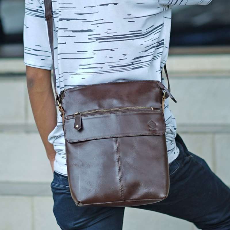 Promo DB2T Tas Selempang Pria Kulit Sapi Asli | Tas Selempang Kulit ...