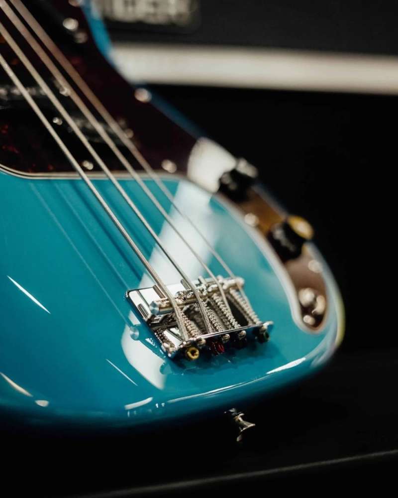 Jual Fender Japan Adam Subarkah Signature Precision Bass Guitar ...