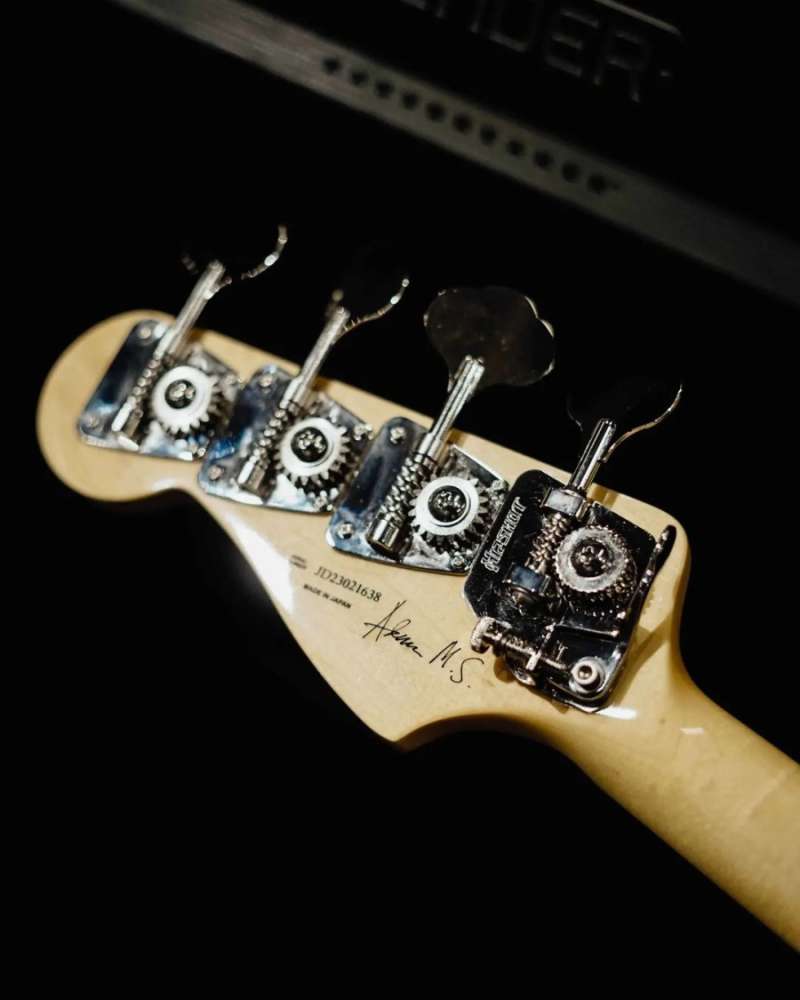 Jual Fender Japan Adam Subarkah Signature Precision Bass Guitar ...