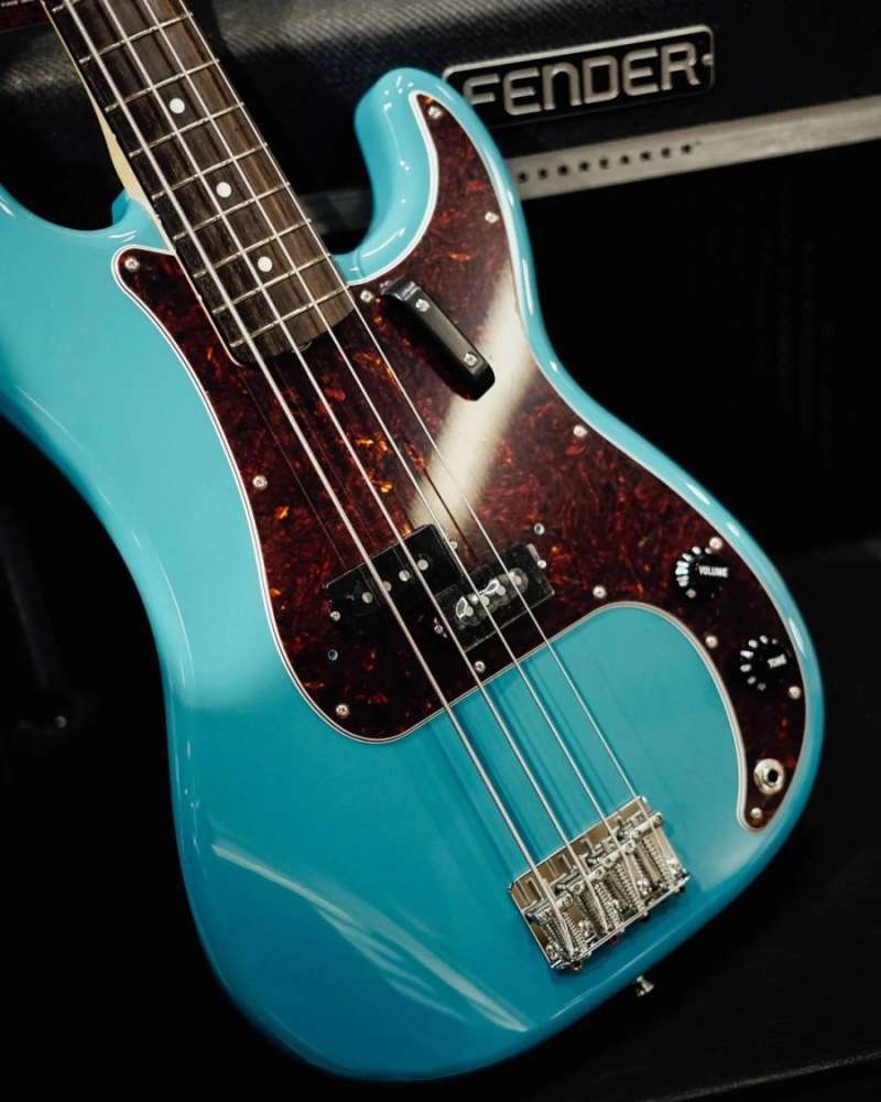 Jual Fender Japan Adam Subarkah Signature Precision Bass Guitar ...
