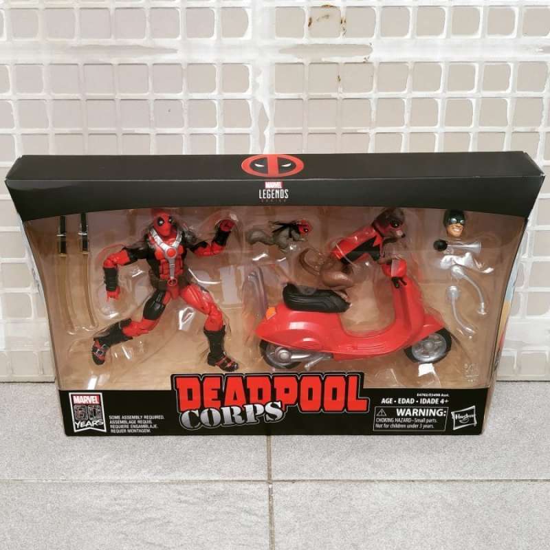 Promo Hasbro Marvel Legends Deadpool Corps Scooter Vespa Dogpool ...