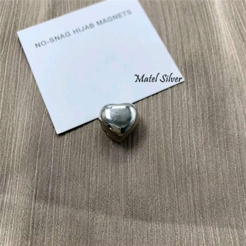 Jual Pin Hijab Magnet Love Hati Pengganti Peniti Dan Jarum Pentul Hijab ...