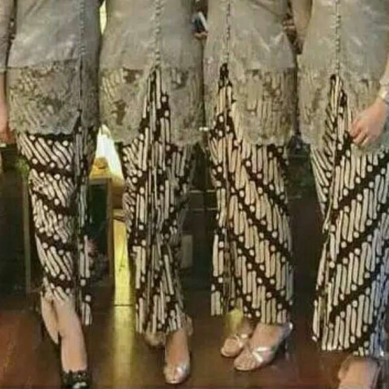 Jual Rok Wiru Jarik Parang Putih Bledak Cantik Instan Bawahan Kebaya ...