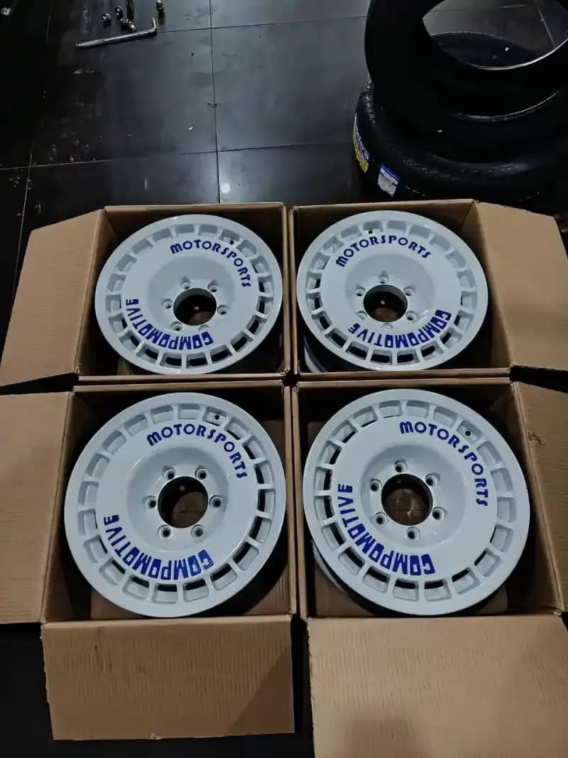 Jual Velg Mobil Pajero Fortuner Hilux Panter Rl Hsr R16x75 H6x139,7 Et0 ...