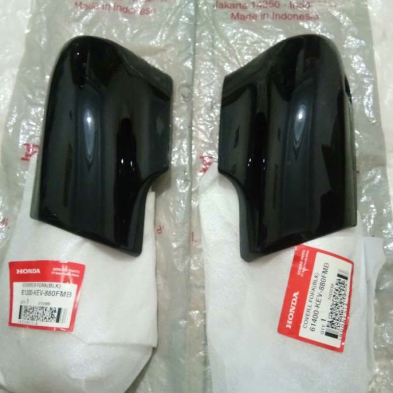 Jual Cover Kupingan Spakbor Depan Supra100 Supra X Lama Hitam Original ...