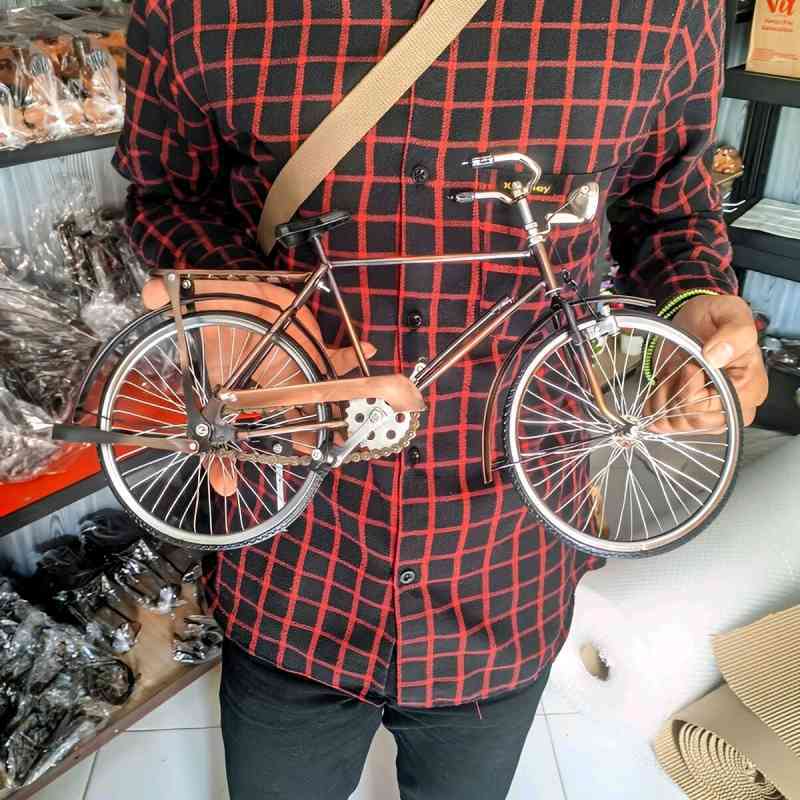 Jual Miniatur Sepeda Jumbo Di Seller Nuansastore - Kadipiro, Kota ...