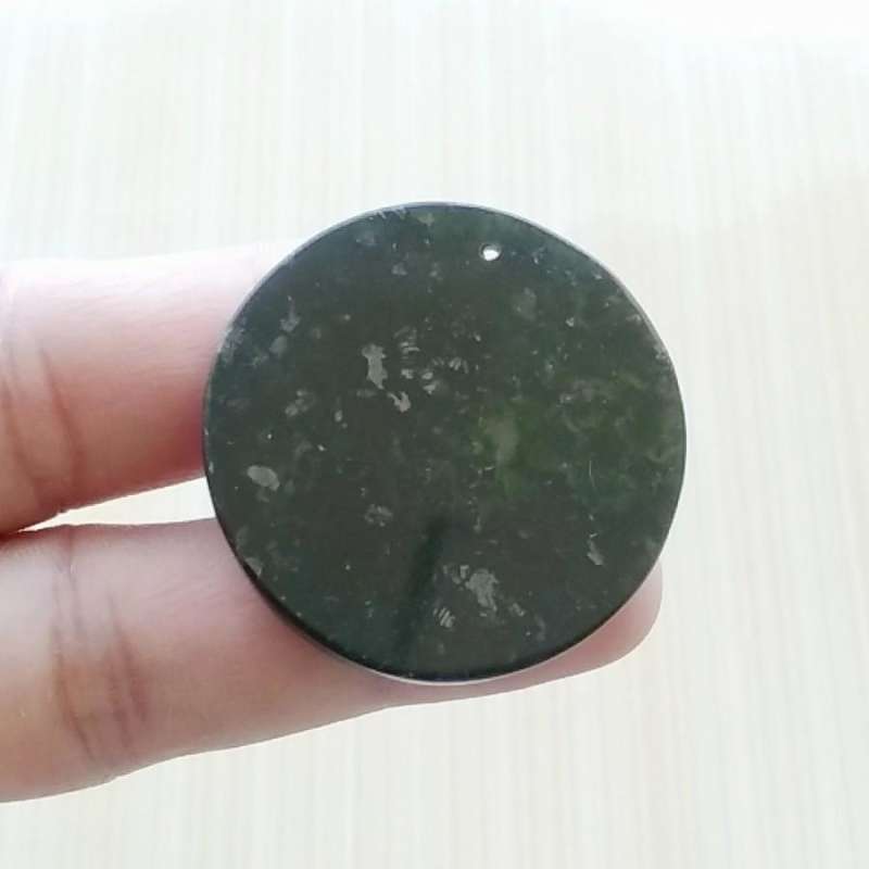 Jual Liontin Batu Natural Giok Black Jade / Serpentine Ukir Lafadz ...