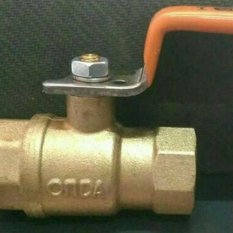 Promo Ball Valve Besi Onda 1 1/4 / Stop Kran / Stop Keran Air 1 1/4 ...