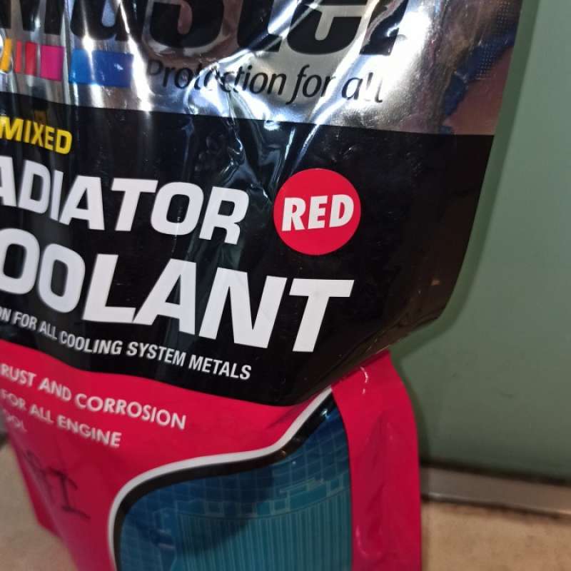 Promo Master Radiator Coolant Pendingin kemasan liter - Merah Diskon 36 ...