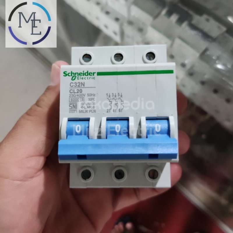 Promo Mcb 20a 3phase Schneider Biru Diskon 23% Di Seller Cv Poison ...