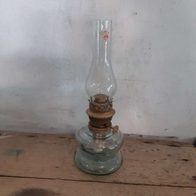 Jual Lampu Teplok Minyak Tanah Kaca Jadul Besar Di Seller Regstore ...