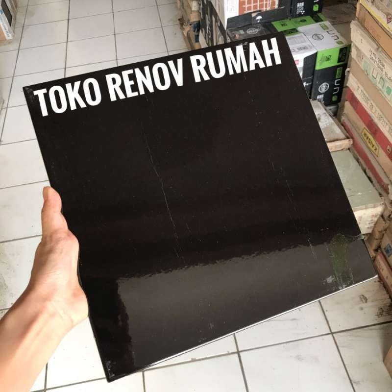 Jual Keramik 30x30 Hitam Glossy/ Keramik Lantai Hitam Polos/ Keramik ...