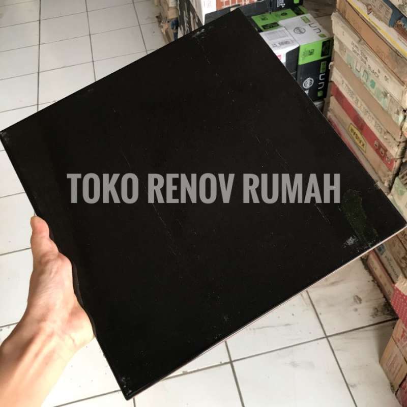 Jual Keramik 30x30 Hitam Glossy/ Keramik Lantai Hitam Polos/ Keramik ...