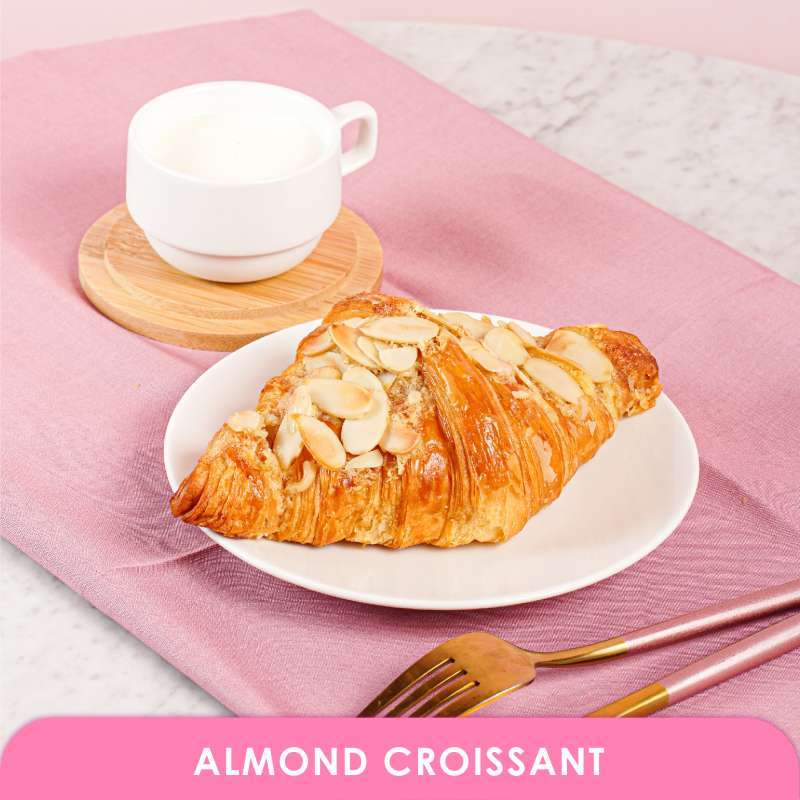 Jual C Bakes – Almond Croissant [roti Perancis Kacang Almond] Pastry Di ...
