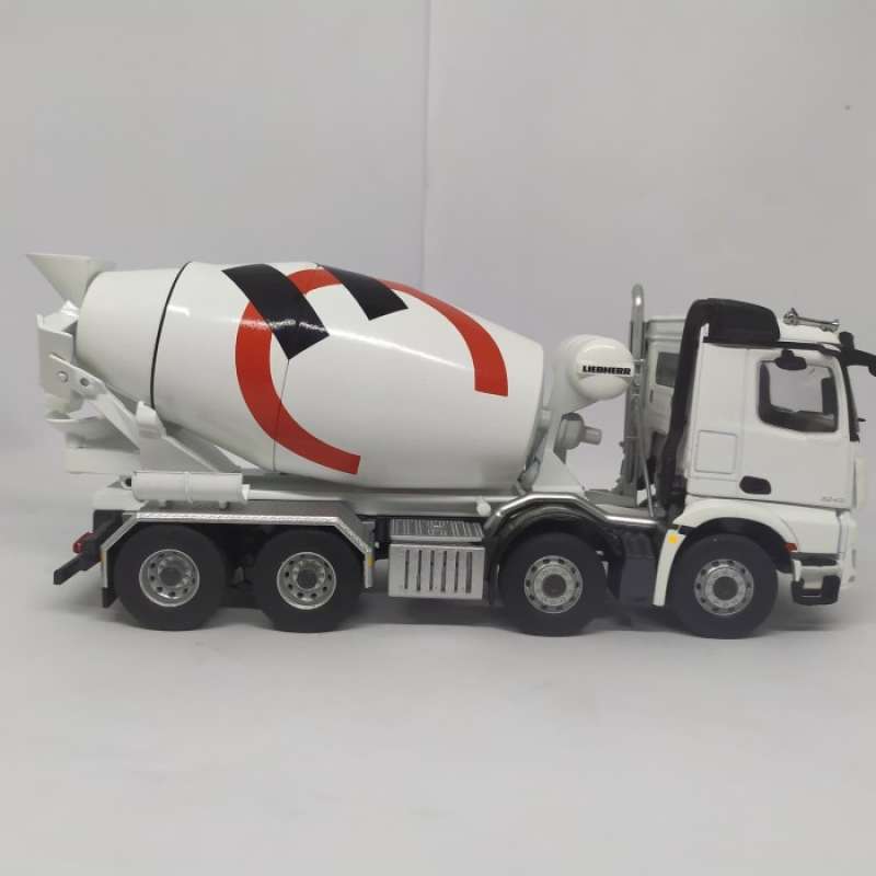 Promo Diecast Truck Mixer Holcim Mercedes Benz Arocs Miniatur Truk ...