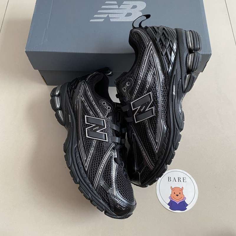 Jual New Balance 1906r Black Silver Metallic [m1906rch] - 42 Di Seller ...