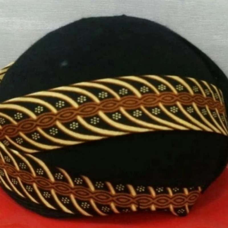 Jual Blangkon Blankon Topi Tradisional Khas Adat Jawa Solo Jogja - No ...