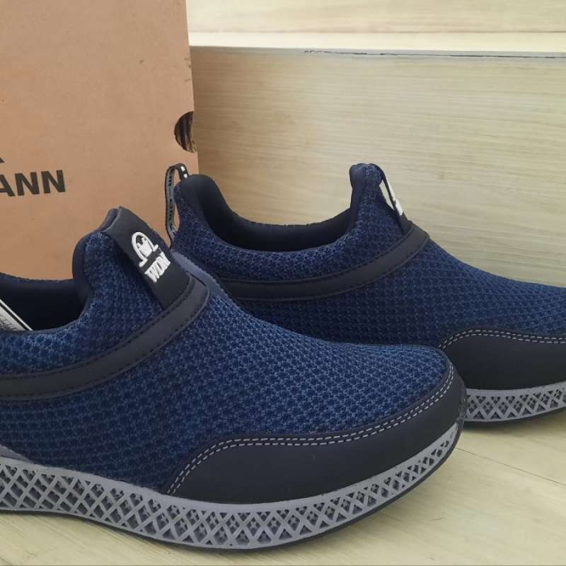 Jual Sepatu Slip On Weidenmann Wolvo 03 Original Di Seller Winter ...