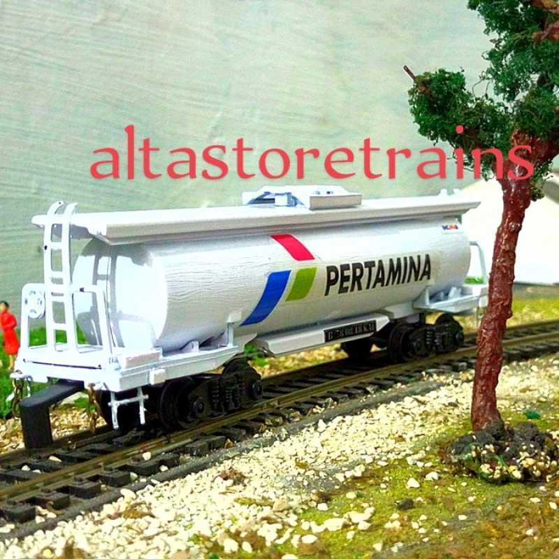 Promo miniatur gerbong minyak pertamina livery putih railking Diskon 30 ...