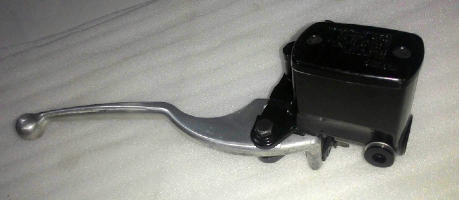 Promo Master Rem Depan Original Yamaha R25 Diskon 23% di Seller D' Teko ...