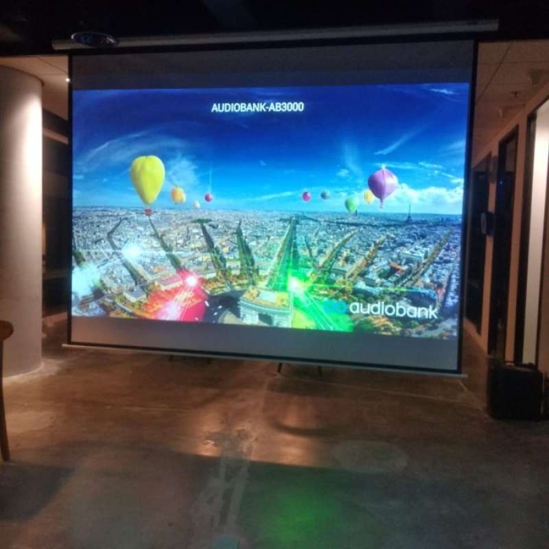 Jual Screen Projector Elektrik 84 / Layar Proyektor 84 Otomatis Di ...