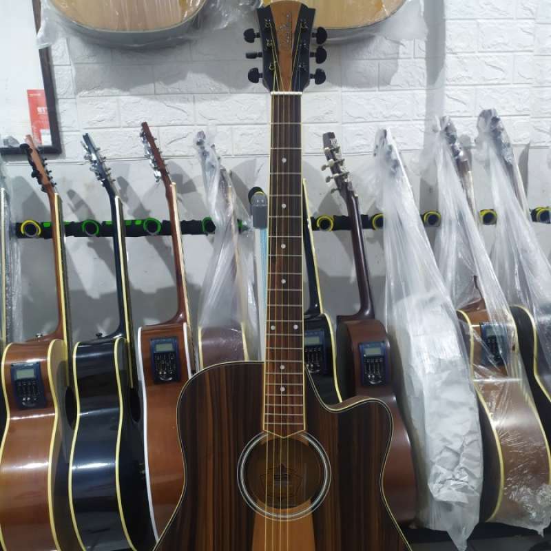 Promo GITAR COLE CLARK E EQ FISHMAN - INSTAN KURIR DAN SICEPAT Diskon ...