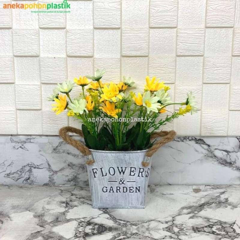 Promo Bunga Matahari Variasi Plus Pot Ember Kaleng Klasik Tanaman ...