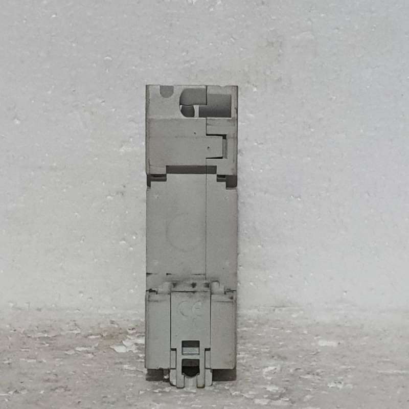 Promo MCB Multi9/Multi 9 Merlin Gerin C120N C100 100A 1P 10kA 10 kA ...