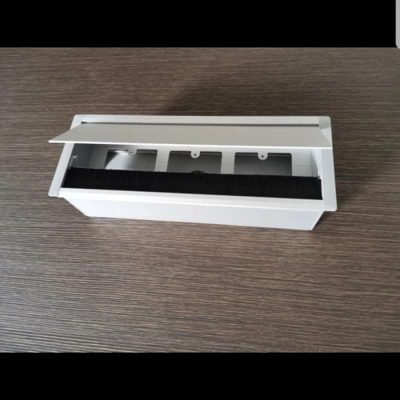 Promo Steker Wire Box Saklar Stop Kontak Alum Lobang Kabel Meja Taman 3 ...