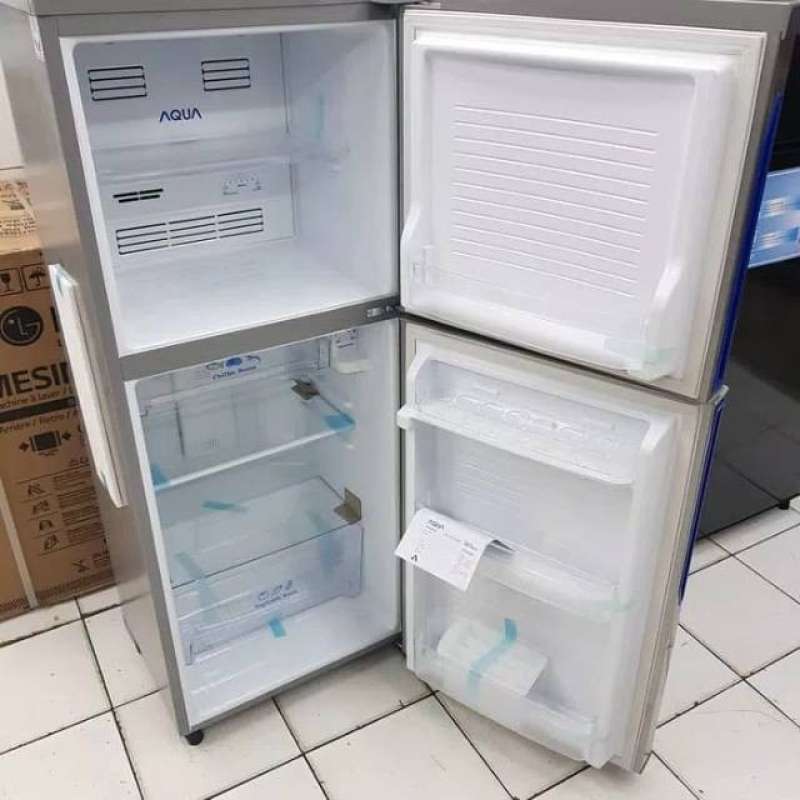 Promo Kulkas 2 Pintu Aqua Sanyo D251 Rak Kaca Low Watt Tanpa Bunga Es ...