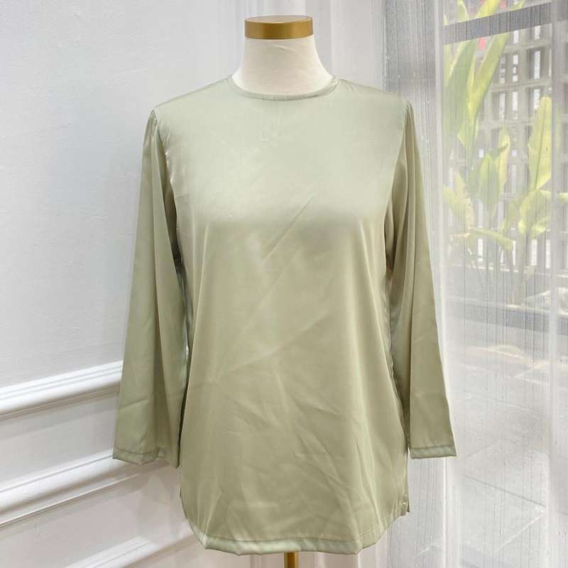 Jual Inner Premium Silk Lengan Panjang Part 1 By Sarah The Label Di ...