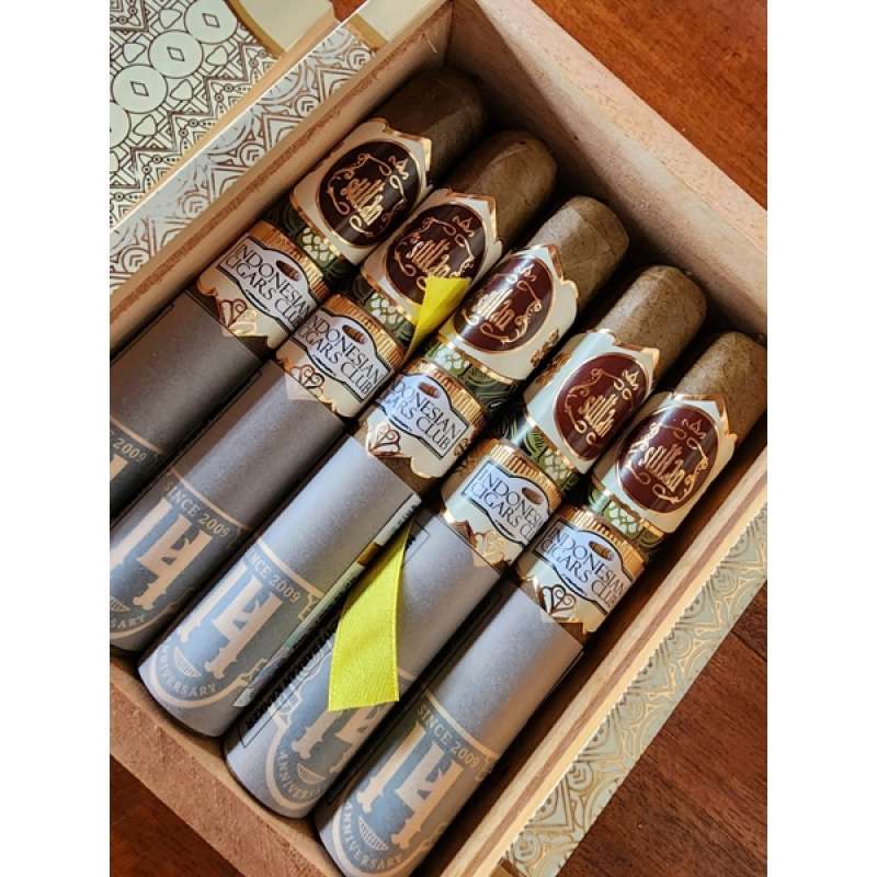 Jual Sultan Icc [ Wooden Box 10 Sticks ] Limited Edition Indonesian ...