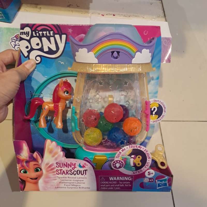 Promo My Little Pony Sunny Starscout Sparkle Reveal Lantern Original ...