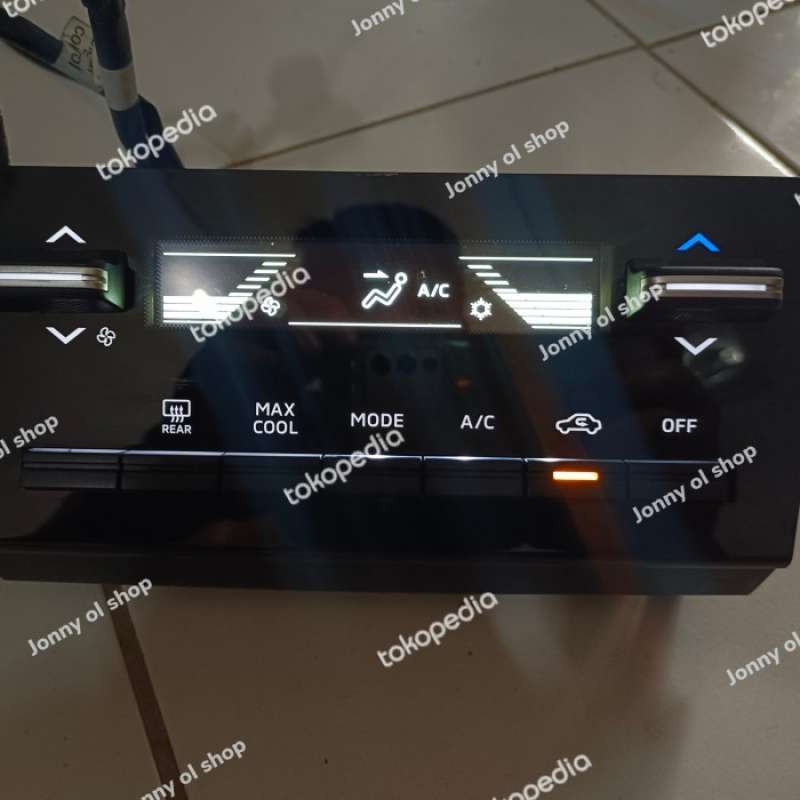 Promo Climate Ac Digital Ac Xpander 2022 Original Diskon 11% di Seller ...