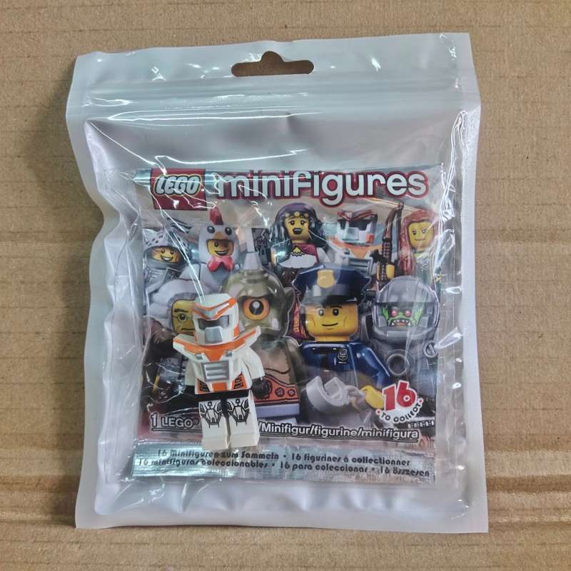 Jual Lego Minifigures Series 9 - Moved to Ziplock - Complete Baseplate ...