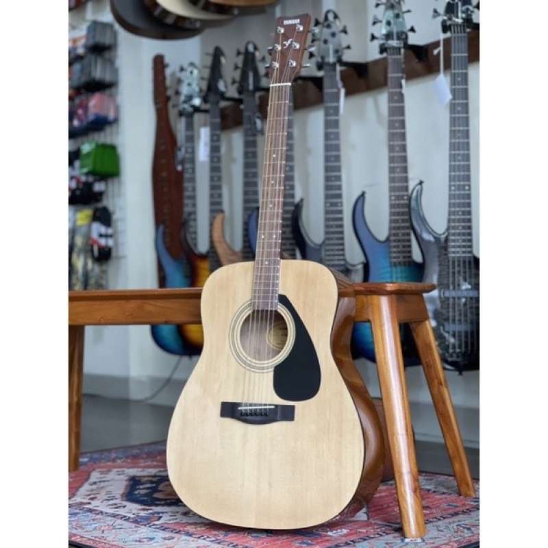 Jual Gitar akustik Yamaha F310 original di Seller Plaza Ambarukmo ...