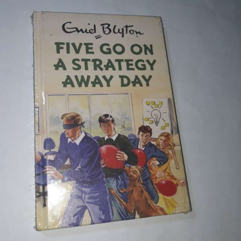 Promo Buku Import Hardcover Five Go On Strategy Away Day/enid Blyton ...