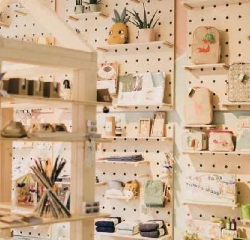 Jual Giant Pegboard Custom Made From Fingerjoint Wood / Hpl Di Seller ...