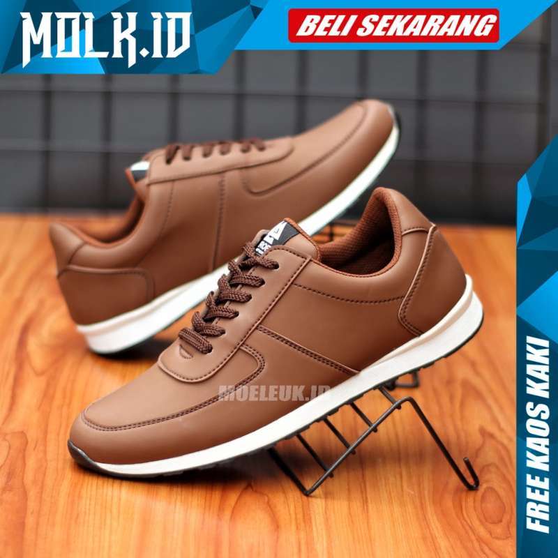 Promo Wolf Sepatu Casual Sneakers Pria Hitam Original Kerja Kantor ...
