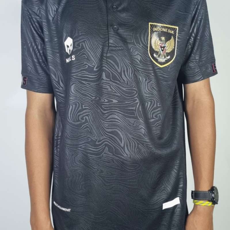 Jual Jersey Timnas Indonesia Hitam Bahan Brazil Embos Di Seller ...
