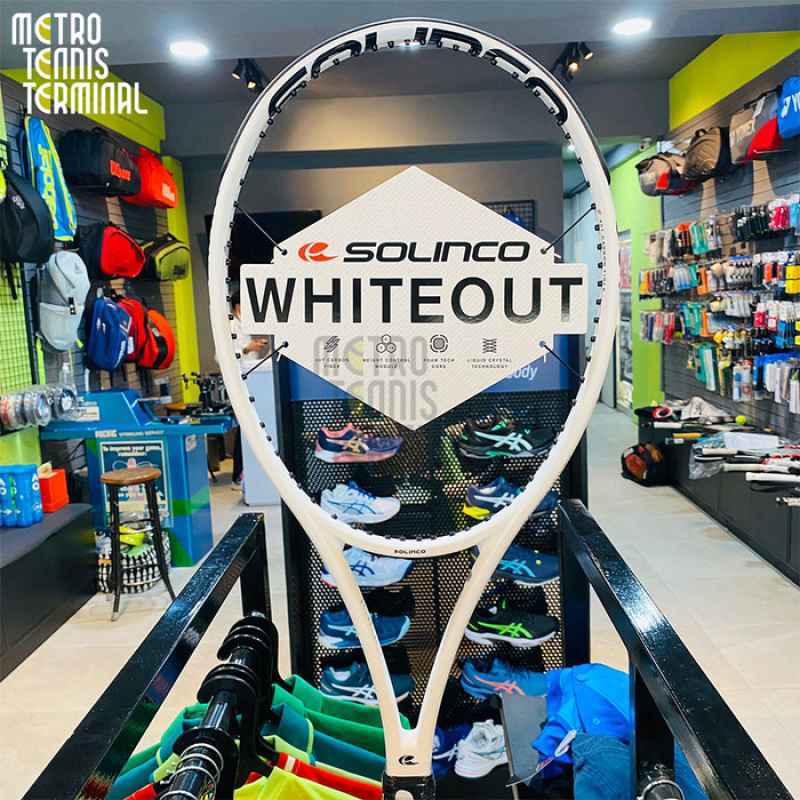 Jual Solinco Whiteout Racket 305 / 290 G ( Raket Tenis Solinco ) - 305 ...