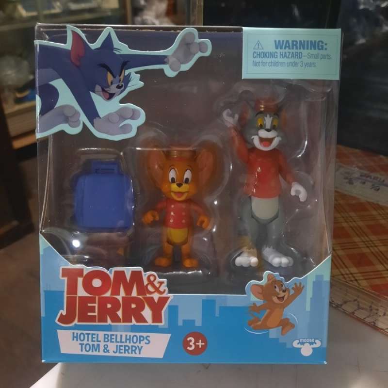 Promo Tom and Jerry Action Figure Moose Toys - Hotel Bellhops Tom and ...