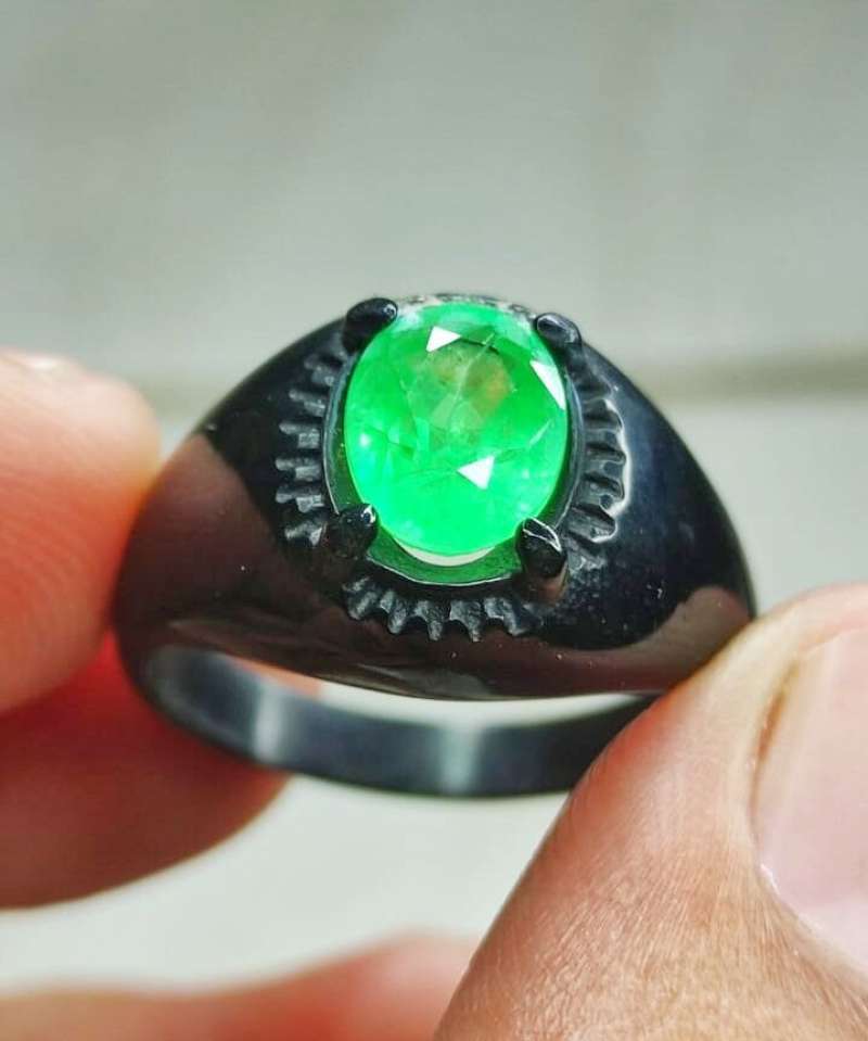 Promo Emerald Ring Titanium Hitam Beserta Memo Diskon 1% Di Seller Y_p ...