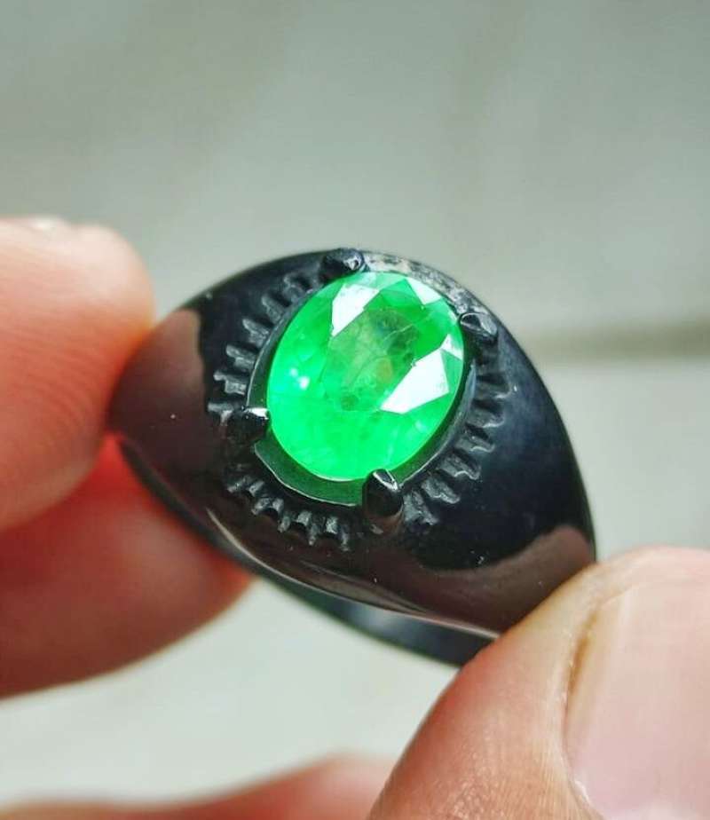 Promo Emerald Ring Titanium Hitam Beserta Memo Diskon 1% Di Seller Y_p ...