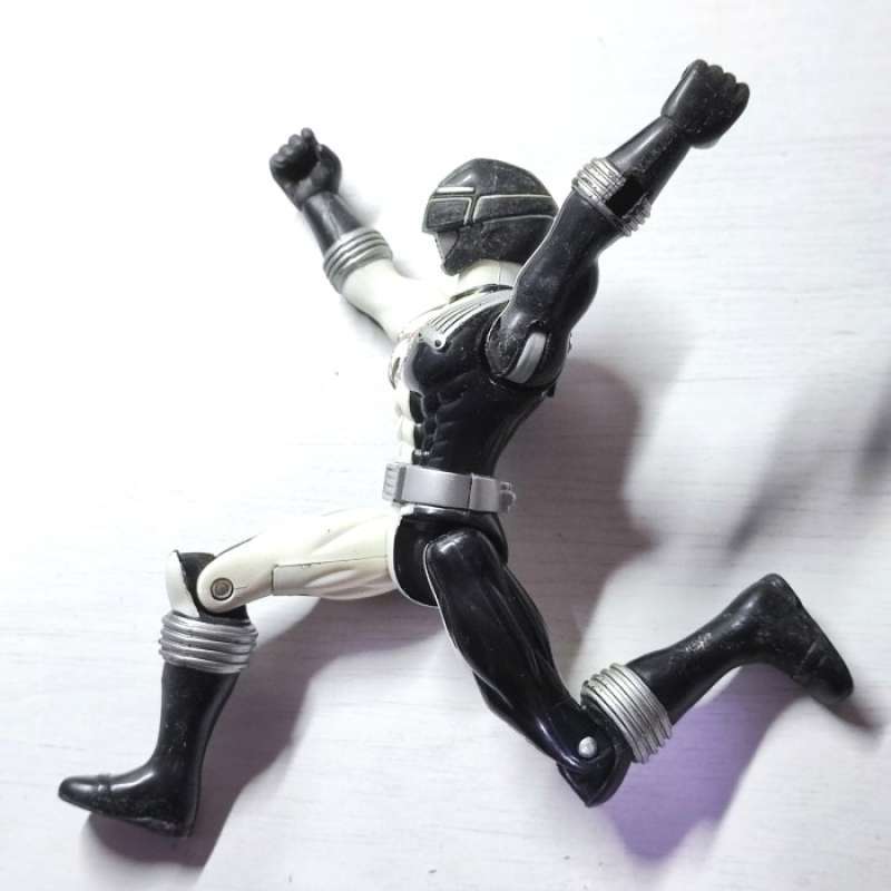 Promo BANDAI SUPER SENTAI GOGO SENTAI BOUKENGER BLACK FIGHTING ACTION ...